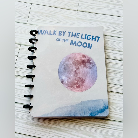 Hand Crafted | Office | Happy Planner Classic Size Weekly Layout Moon ...